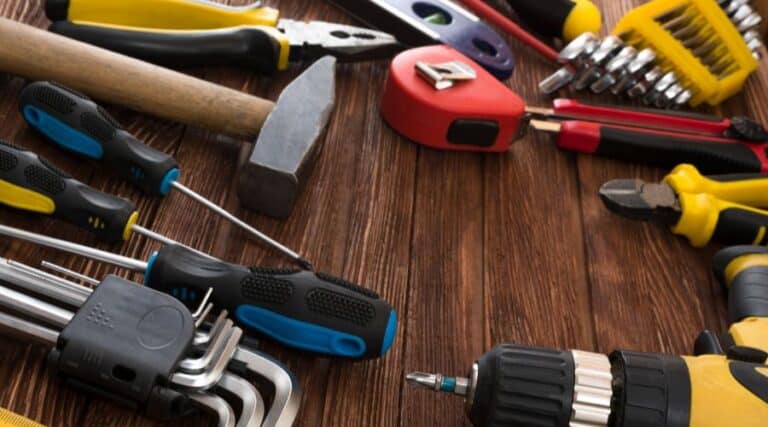 Essential Home Repair Tools: DIY Enthusiast Guide 2023